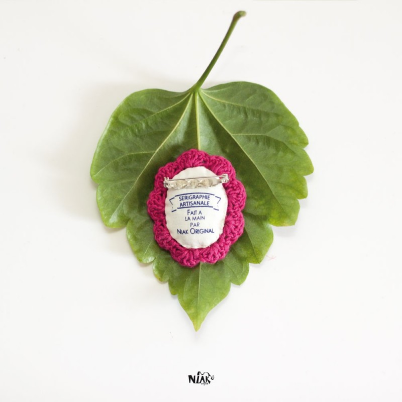 Broche à message en coton et crochet imprimée et fait main